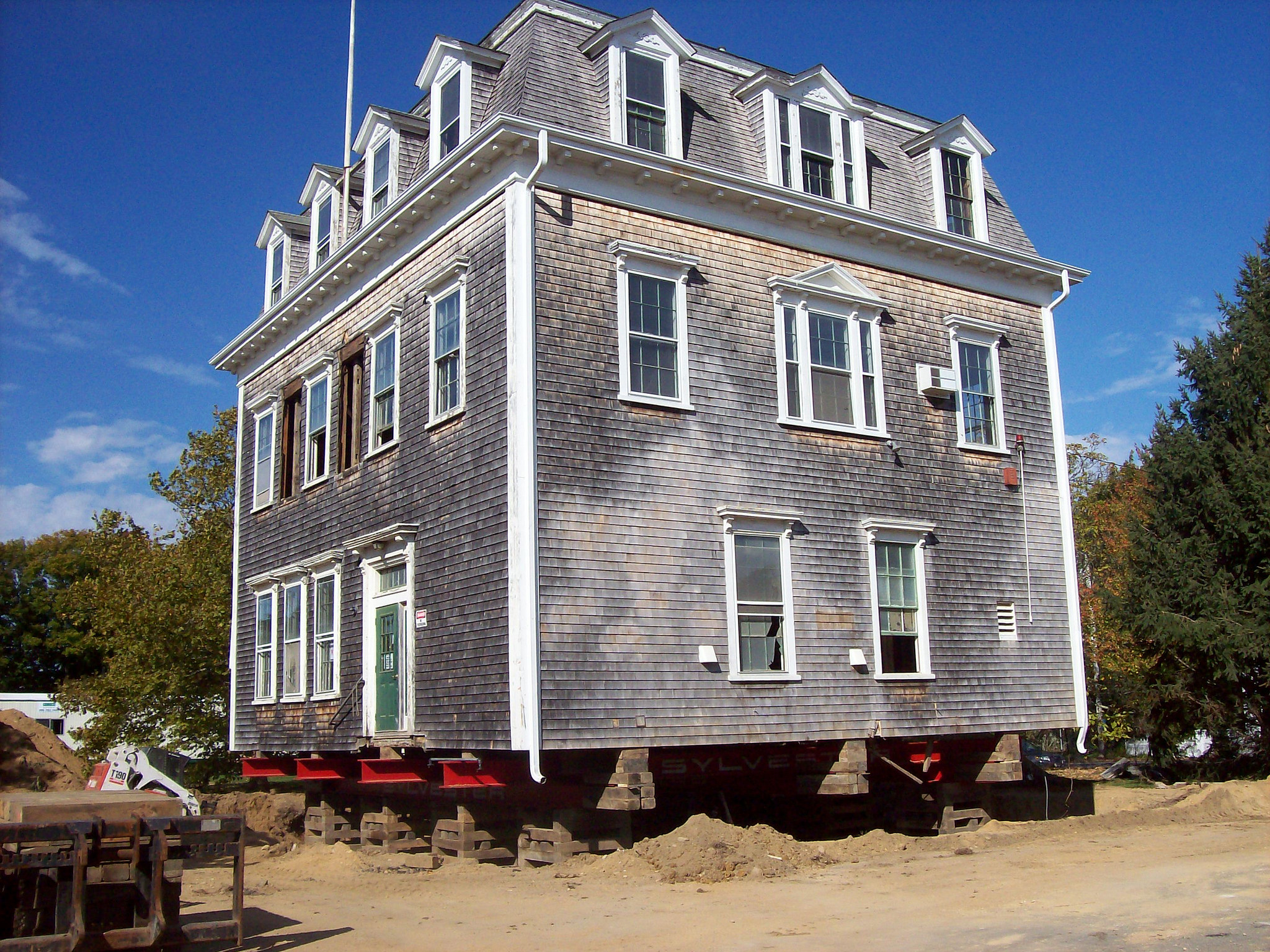 Services - Gary Sylvester's Building Movers & Excavators